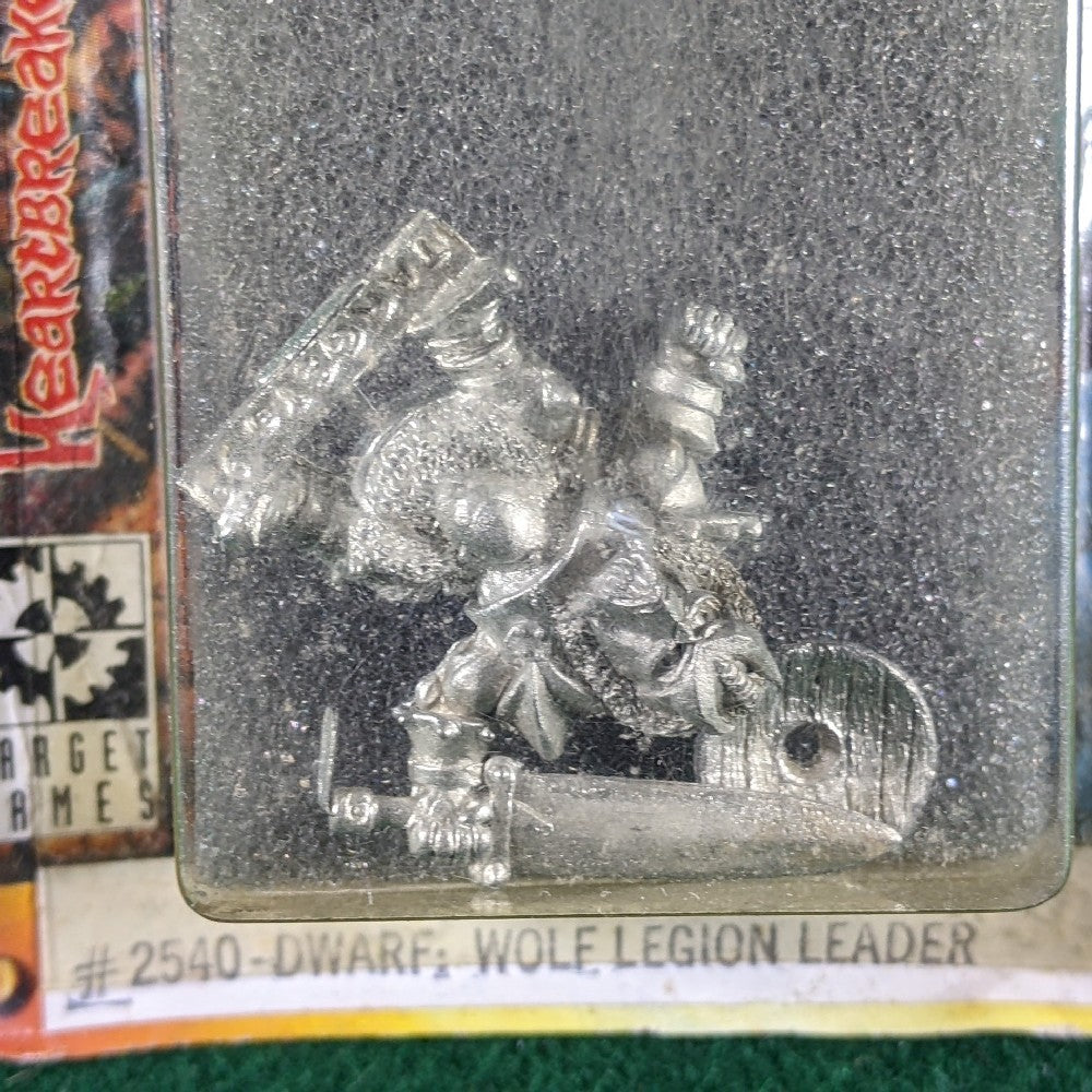 Chronopia Dwarf Wolf Legion Leader - 1 metal miniature - Heartbreaker ...