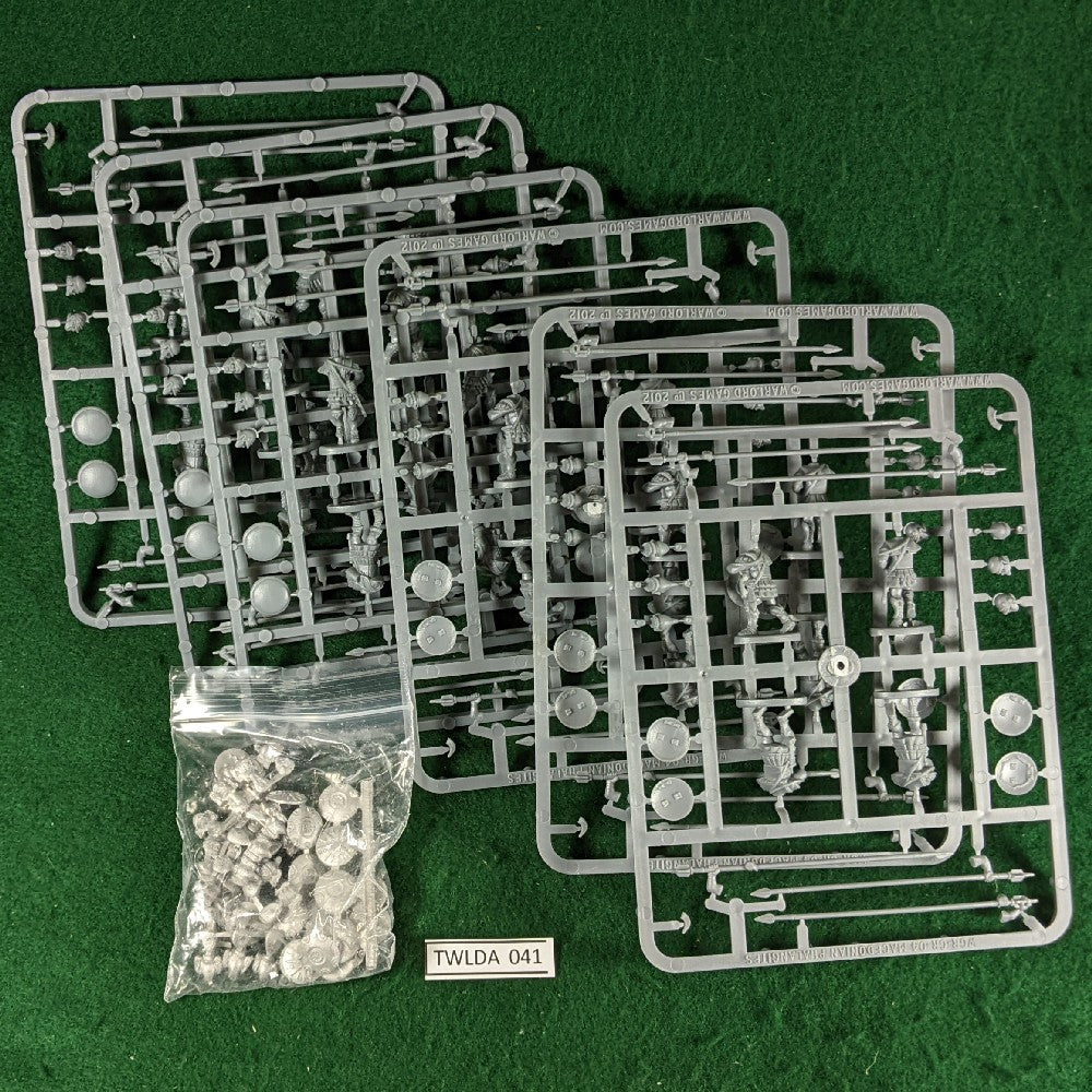 Macedonian Royal Guard - 24 figures - Warlord Games Miniatures – The ...