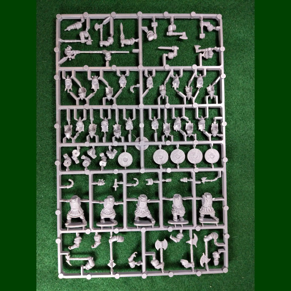 Oathmark Dwarf Heavy Infantry sprue - 5 figures – The War Library